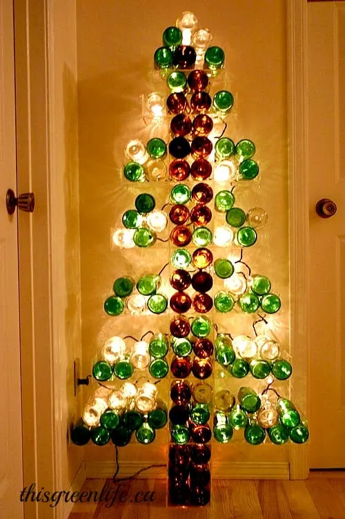 20 Christmas Glass Bottle Painting Ideas